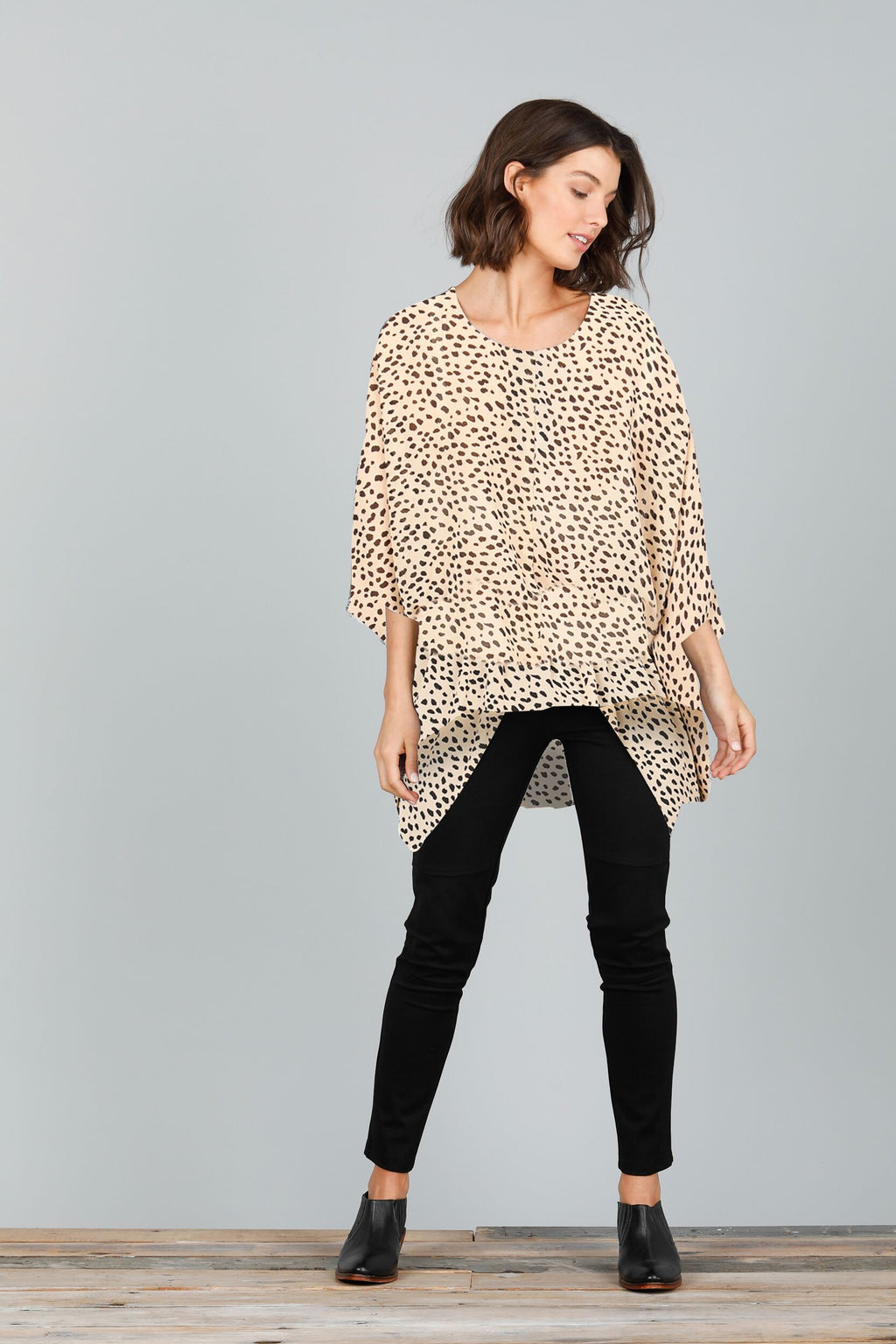 WOMENS TOPS – Harper & Co Boutique